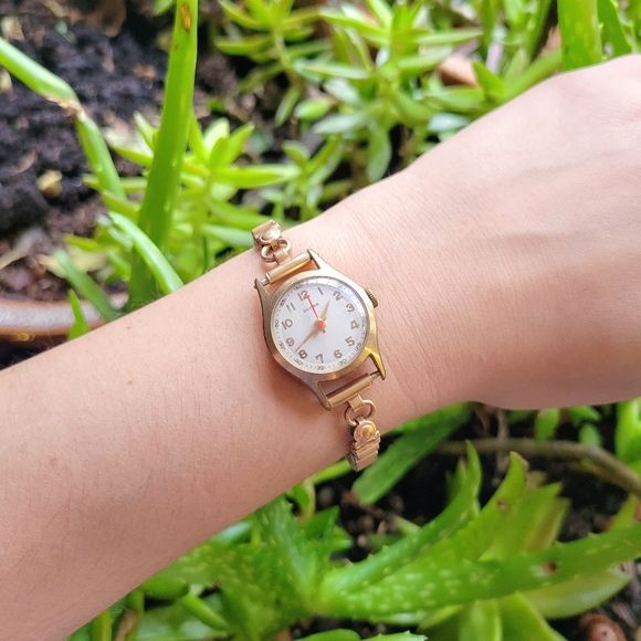 Orfina | Accessories | Vintage Orfina Gold Stretch Watch | Poshmark